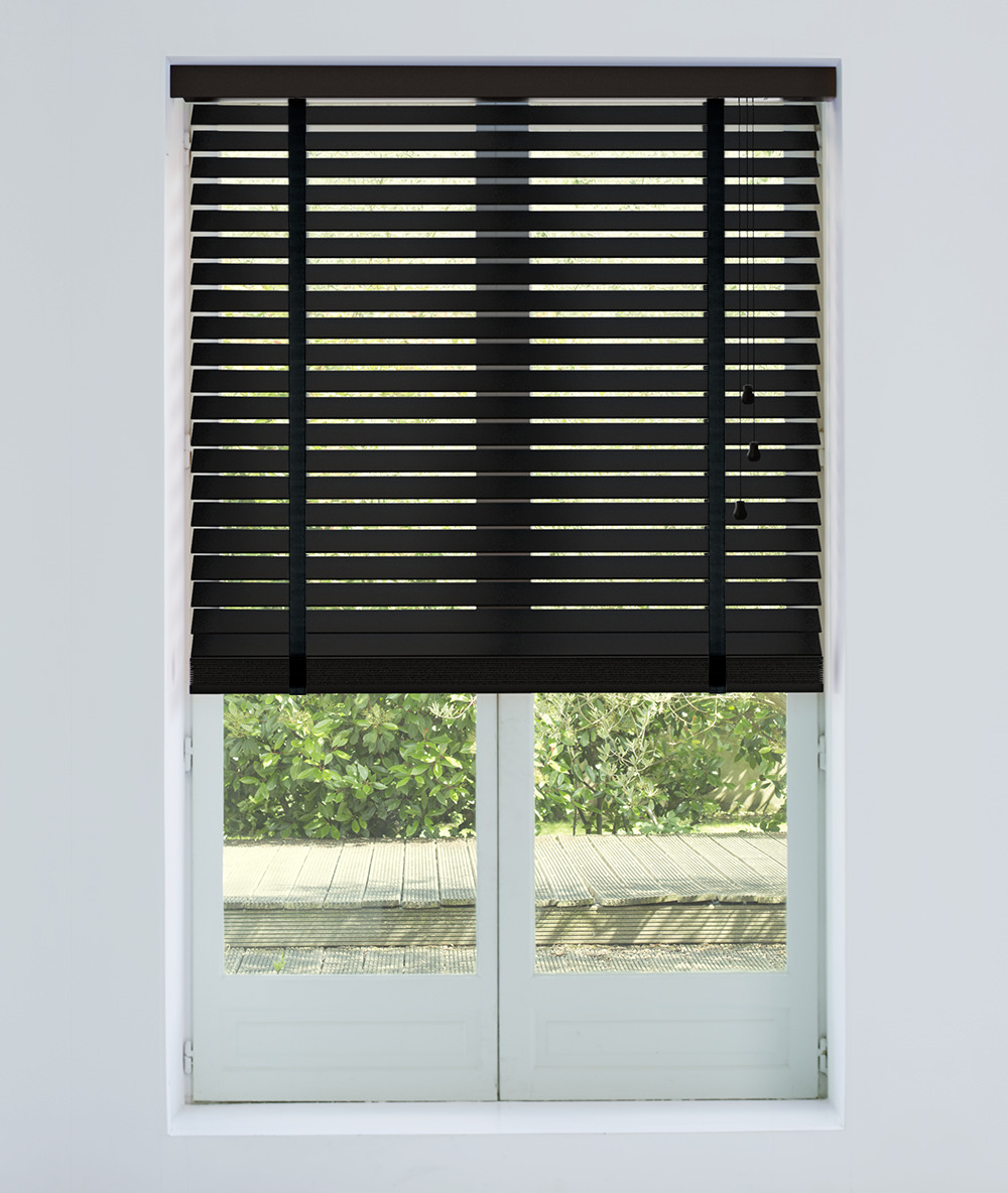 Store vénitien pvc imitation bois sur mesure - Stores Discount